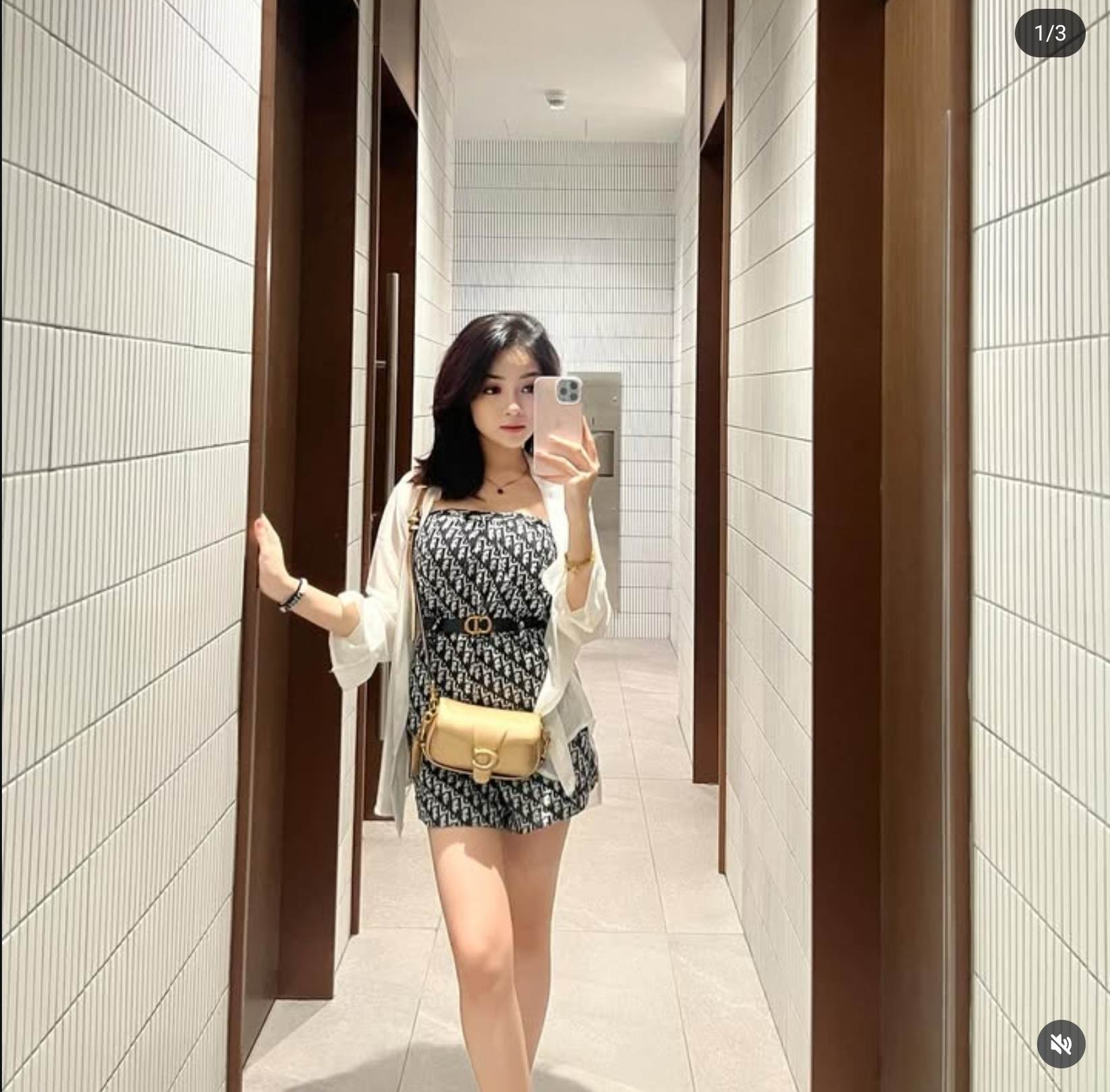 Foto dan Akun Media Sosial Dewi Walid Bernama Asli Ranea Ezreen